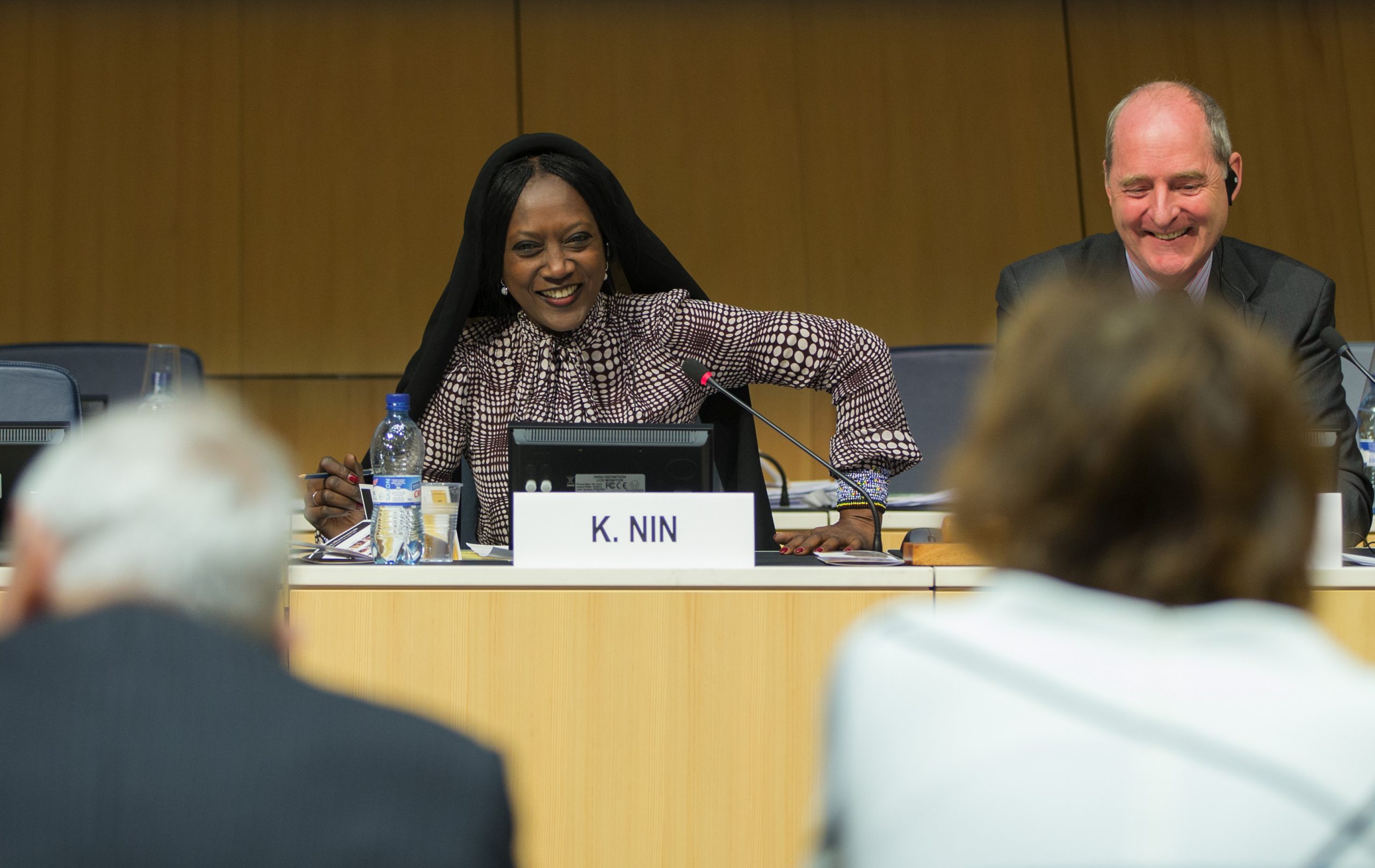 Khadja Nin : la voix musicale qui transforme la mort en vie - La Terrasse